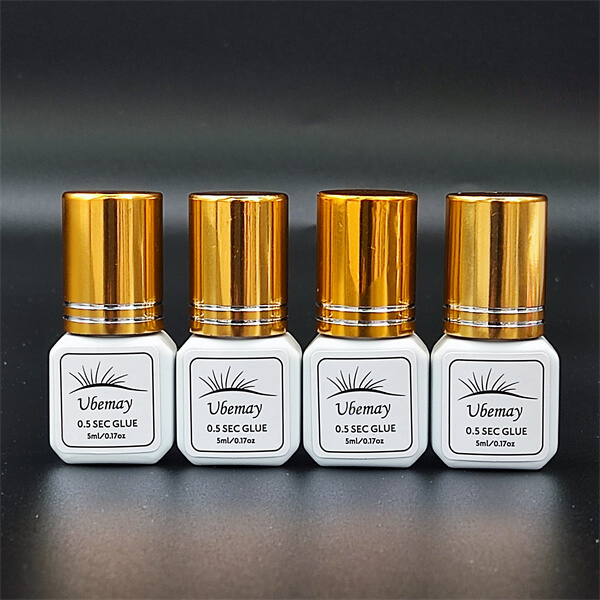 Volume Full Set Wispy Russian Eyelash Extensions